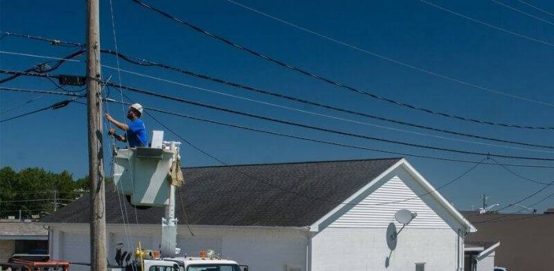 Overhead Fiber Optic Cable Installation Requirements And 2 Cable Types